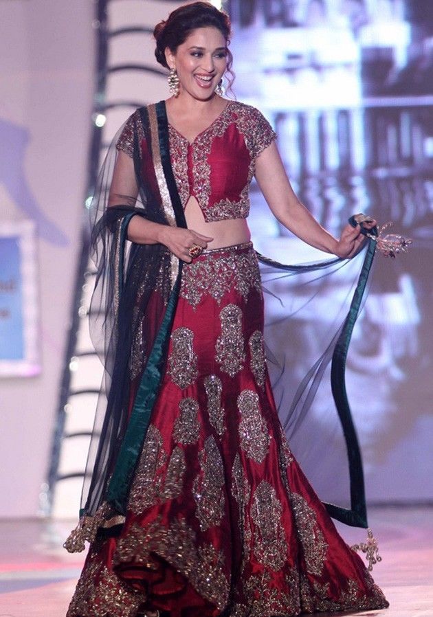 Madhuri Dixit In Maroon Lehenga At Manish Malhotra Fashion Show