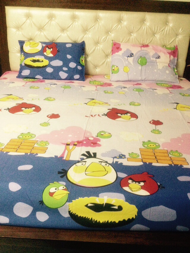Buy Angry Bird Pink ! Kids Bedsheet With two Pillow Cover Online @ ₹999 ...