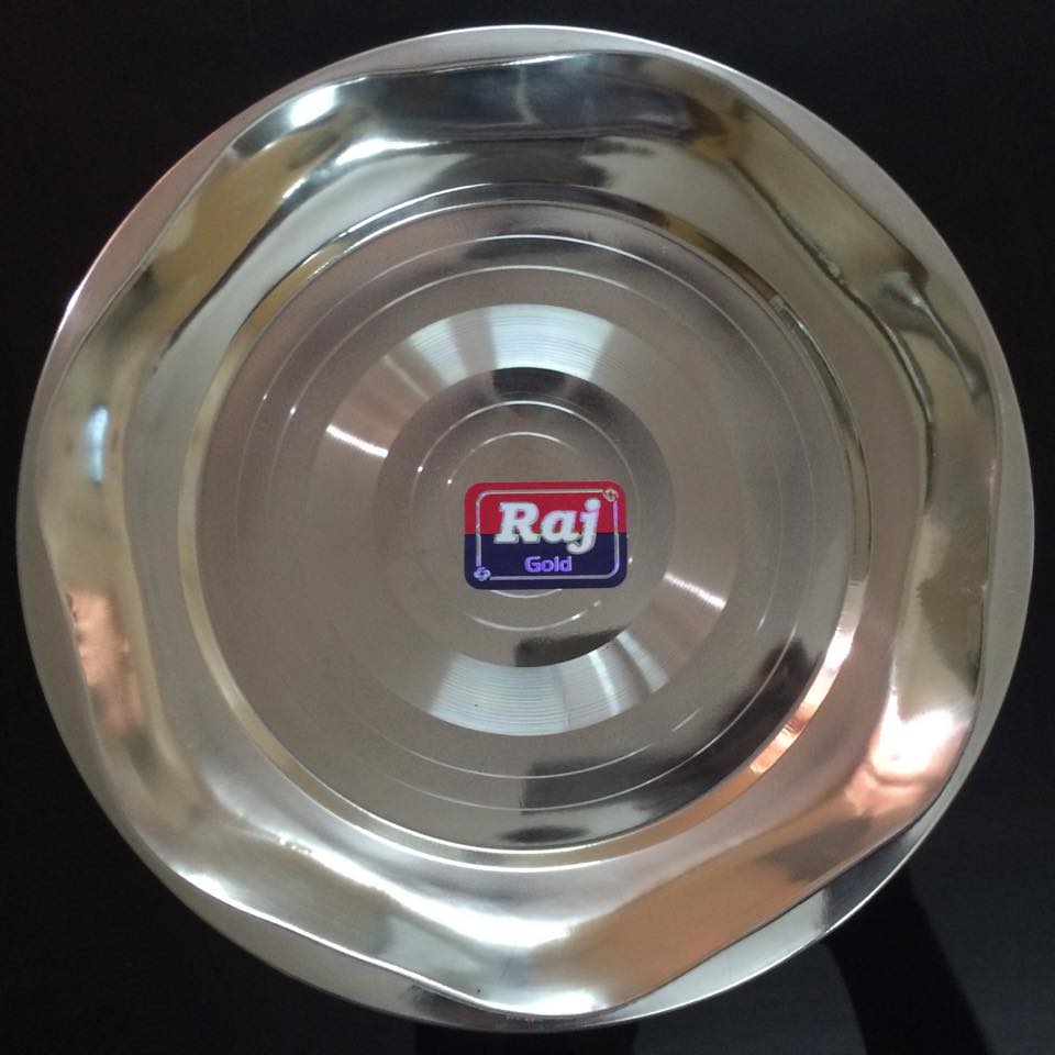 Buy Stainless Steel Star Plate Online @ ₹220 from ShopClues