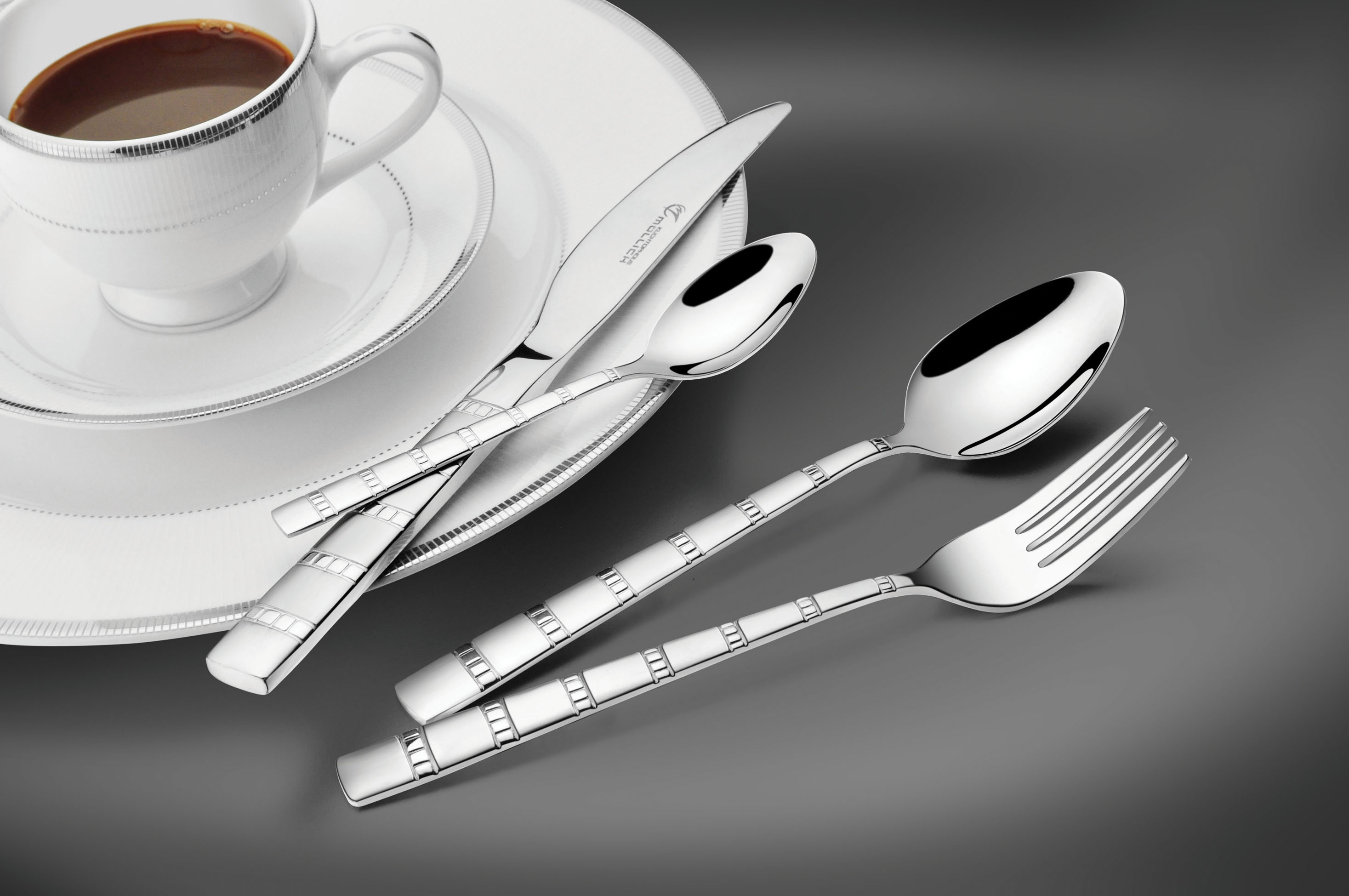 Buy Cutlery Set Silver Finish 102 Pieces - Castle Online @ ₹16967 from ...