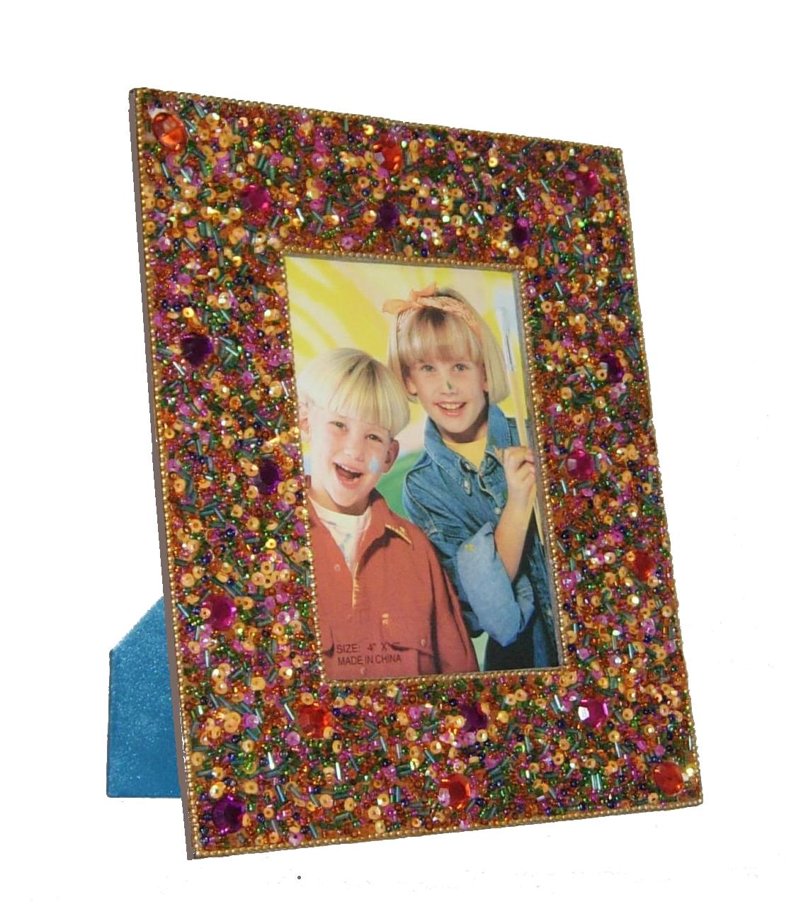 HAND CRAFTED DECORATIVE PHOTO FRAME A15