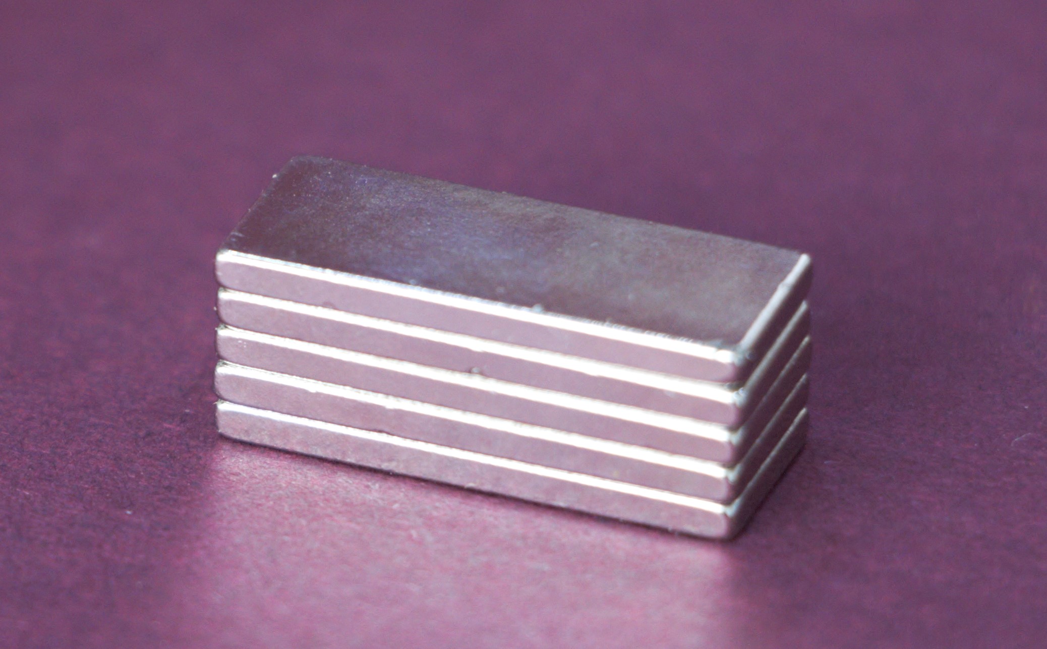 Buy 5 pcs of Rectangular shaped 25mm x 10mm x 2mm Neodymium Rare Earth ...