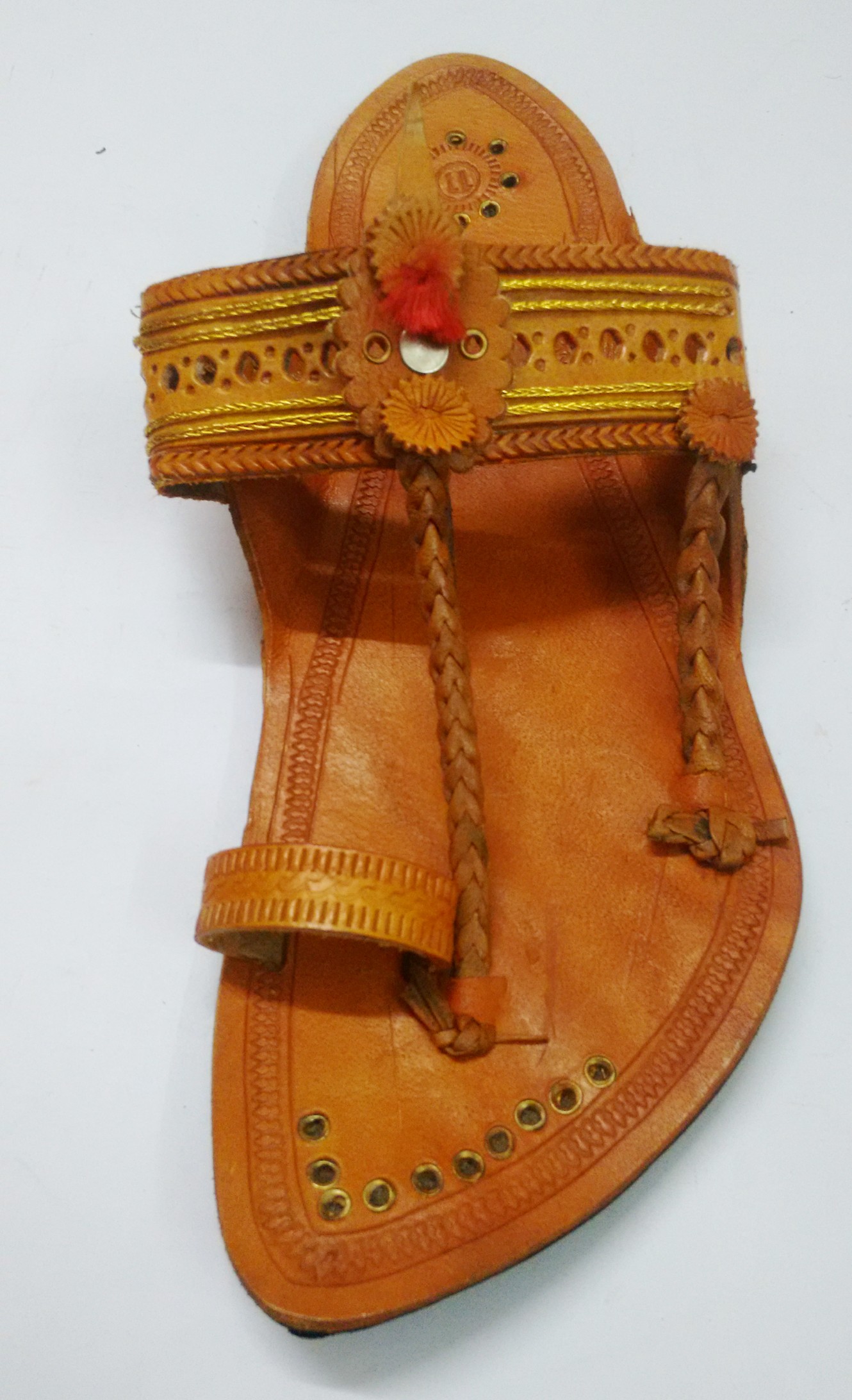 Buy Kolhapuri chappals (Men) Ethnic Craftsmanship with Anti Skid Sole ...