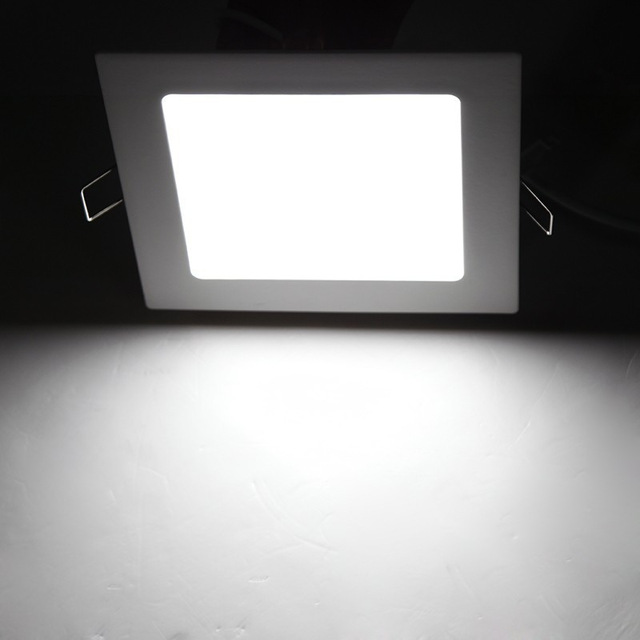 Buy LED 18W Panel Light Online @ ₹730 from ShopClues