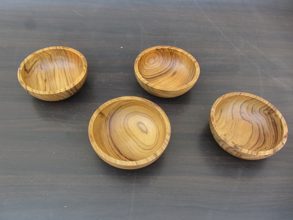 Wooden Bowls Set In Indian Teak Wood