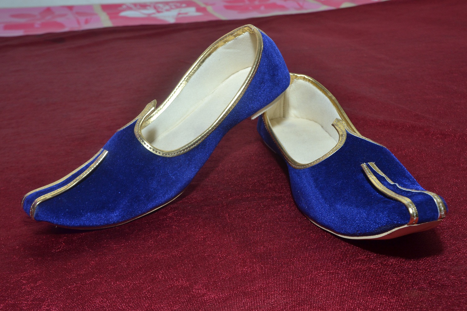 Jyoti Handicraft Blue Velvet Juti