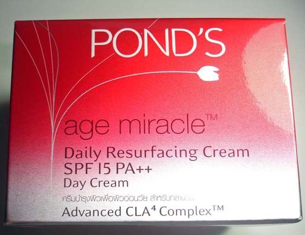Ponds Age Miracle Daily Resurfacing Day Cream SPF 15 PA++