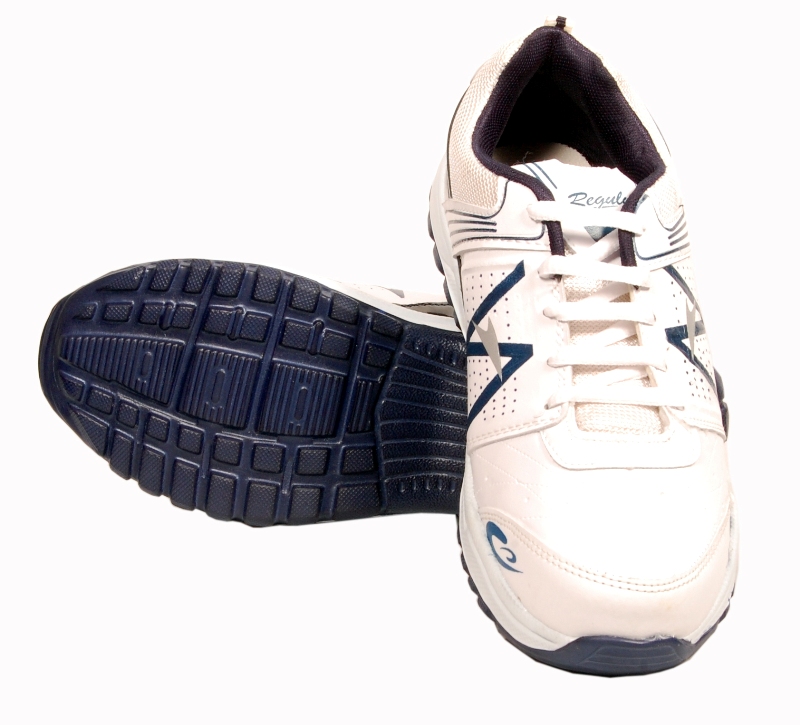 Regulus Running Sports Shoes L-104 (White & Blue)