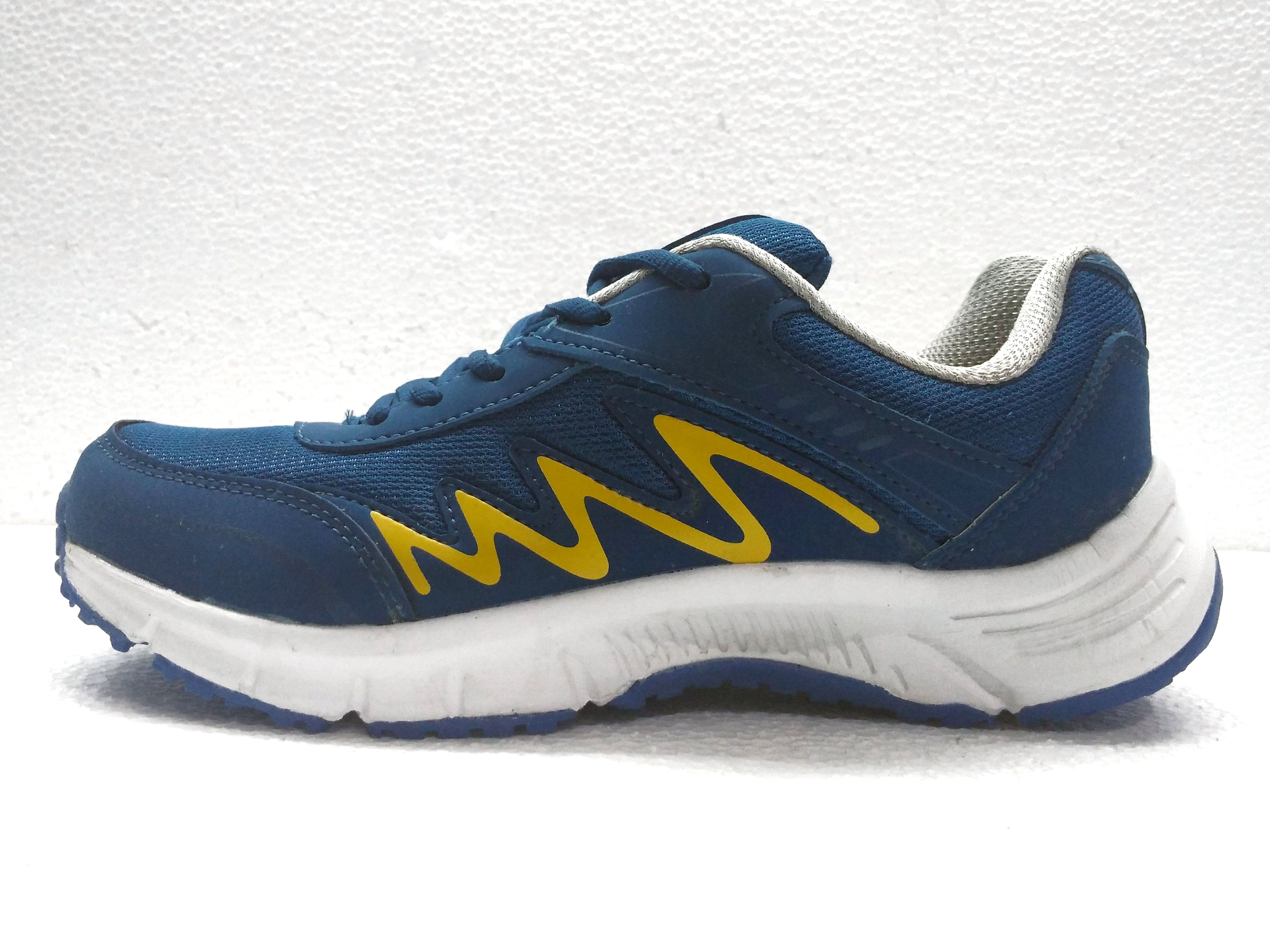 Buy Campus FLOW Men Running Shoes (3G-8215) Online @ ₹1099 from ShopClues