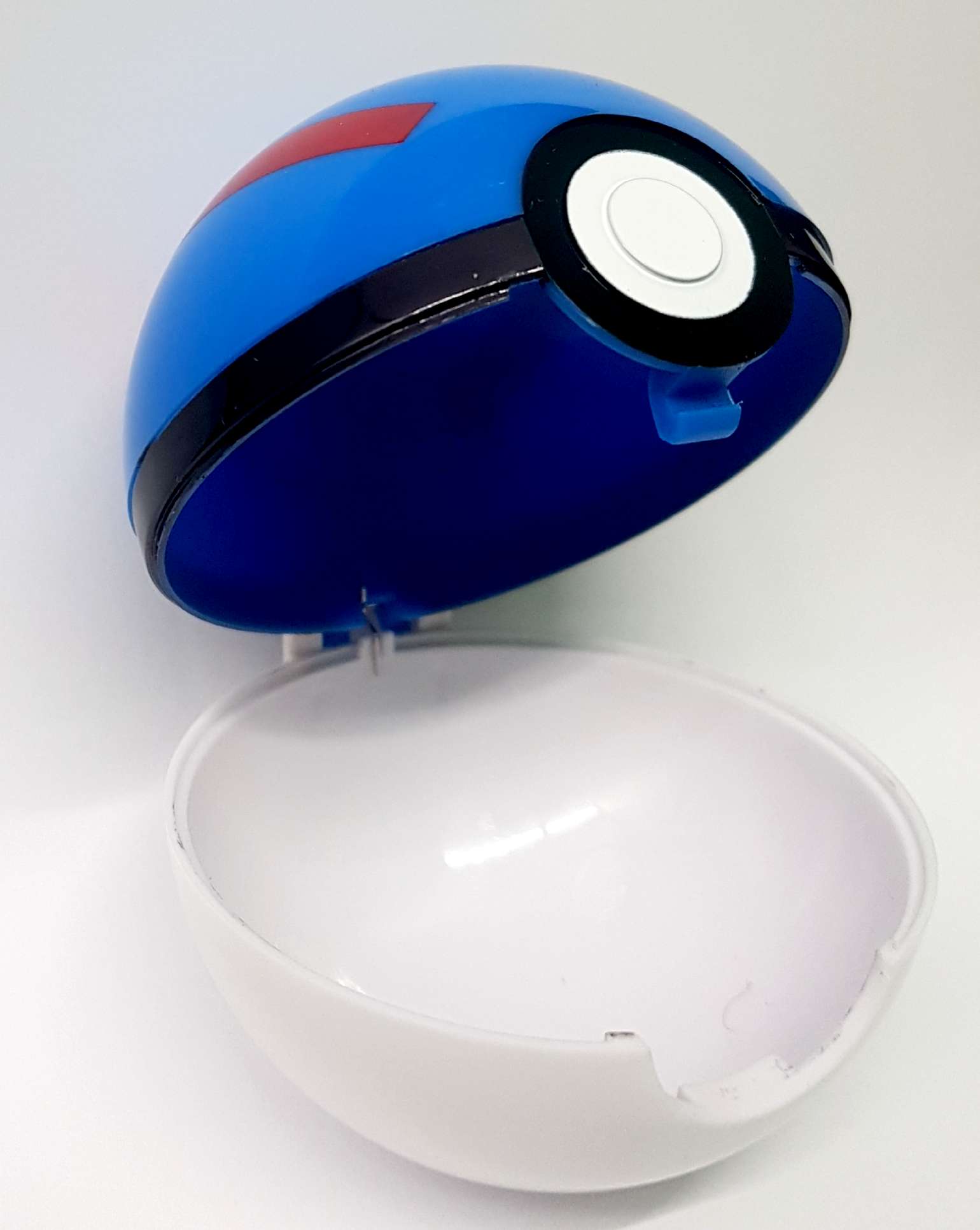 Buy Ultra pokeball and random pokemon Online @ ₹499 from ShopClues
