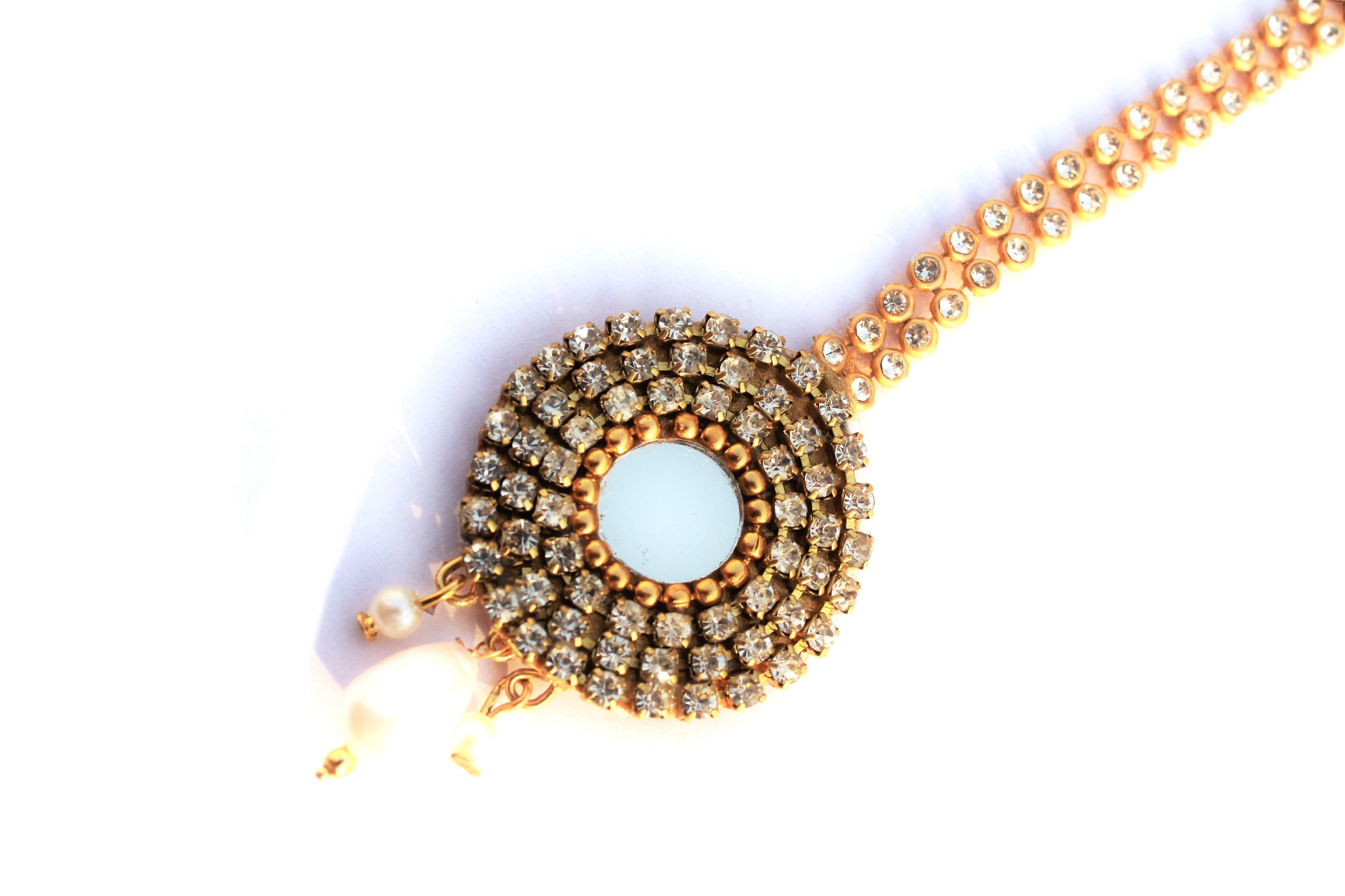 Buy Designer Maang Tika Golden for bride forehead by Vidyawati Online ...