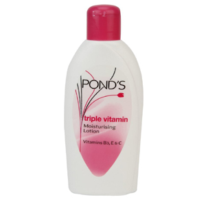 Ponds Ponds Triple Vitamin Moisturising Lotion, 300ml