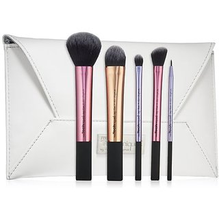 Buy Real Techniques Limited Edition Deluxe Gift Set Online @ ₹1200 from ...