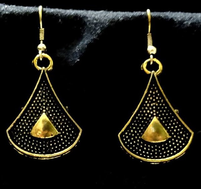 Mcj artificial jewellery store