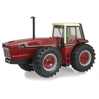 Buy Ertl IH 3588 2 Plus 2 Diecast Tractor, 1:32-Scale Online @ ₹1000 from ShopClues