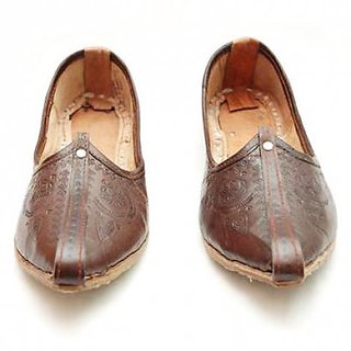 Rajasthani Traditional Footwear - Mojri (Bine24)