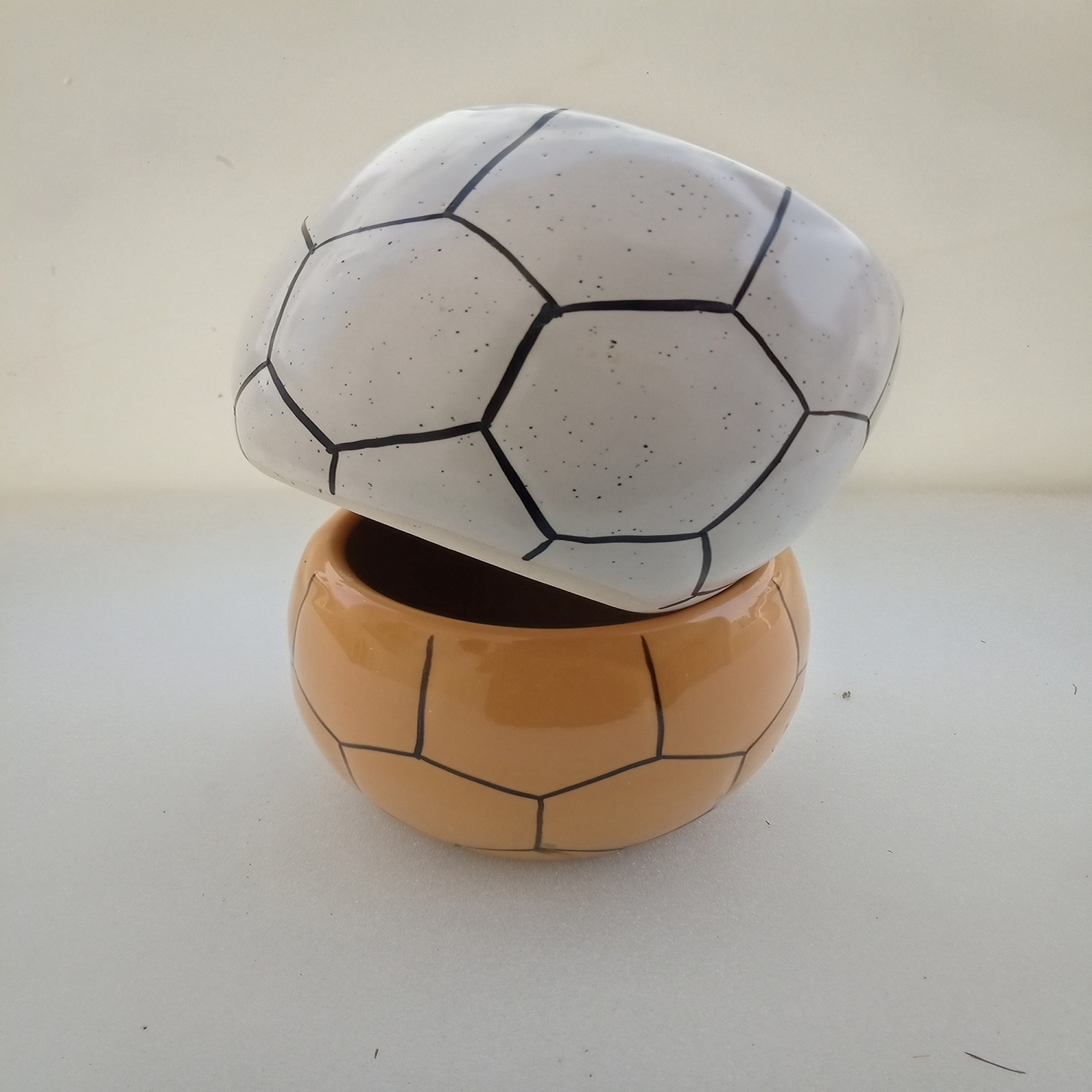 Buy Rosette Football A.D. Gren Gamla Online @ ₹850 from ShopClues