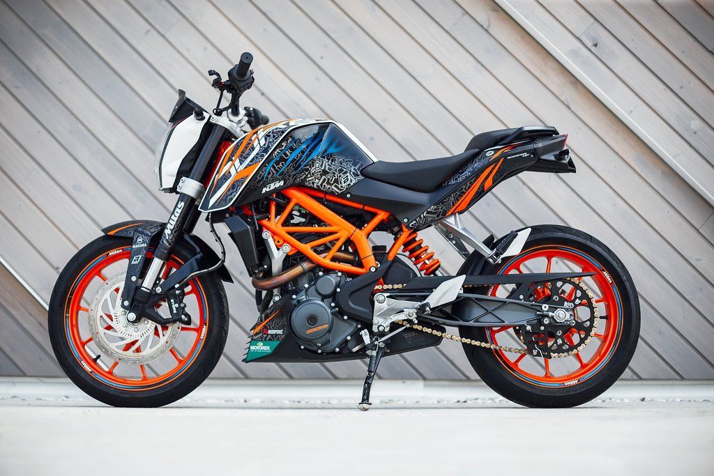 Buy Ktm Duke 125 / 200 / 390 Slashed Design Full Body wrap Decal ...