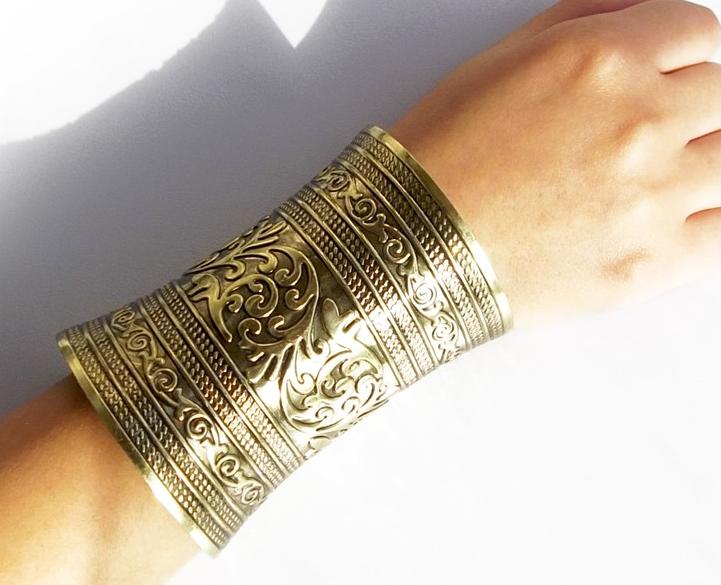 Online Cinderella Stylish Golden Hand Cuff Prices - Shopclues India