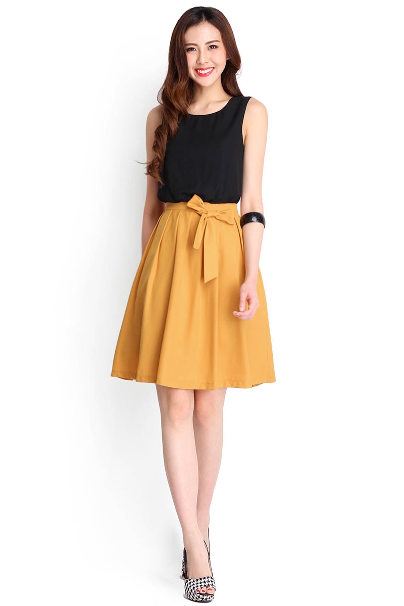 Buy Klick2Style Colour Symmetry Dress In Mustard & Black Online @ ₹699 ...